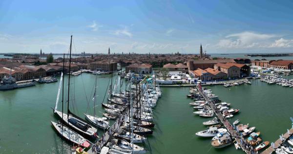 Salone Nautico Venezia 2024 - Foto 2 di 10 - Radio Monte Carlo