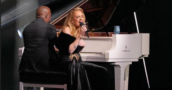 Adele annuncia un album dal vivo in edizione limitata - Radio Monte Carlo