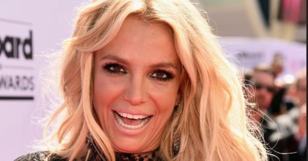 Britney Spears scrive la sua autobiografia e minaccia: guai se non vi ...