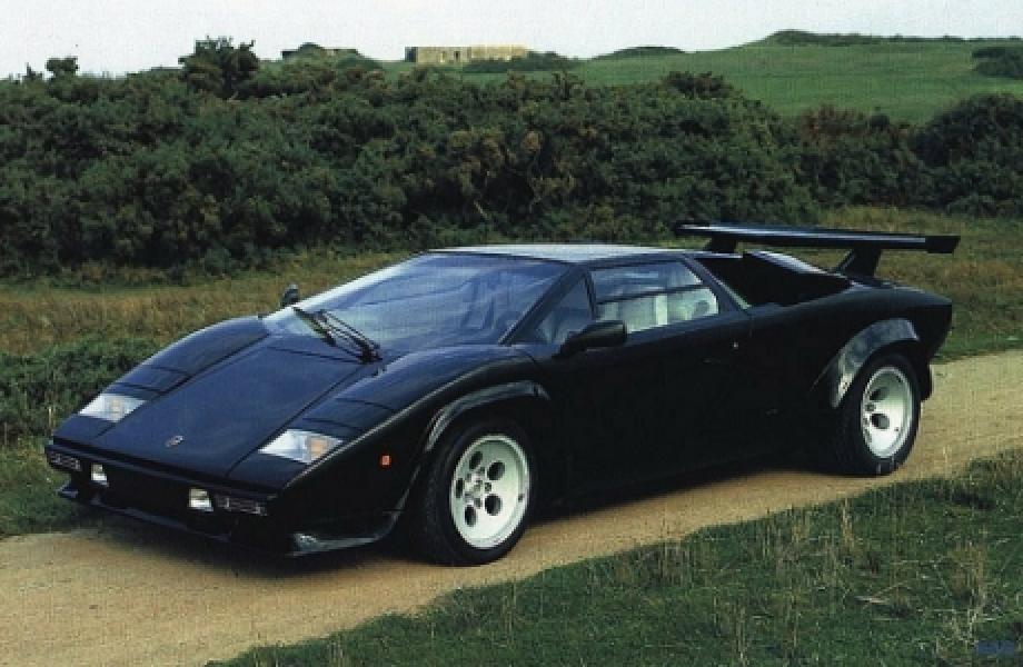 Gallardo Vs Countach - Gallery - Foto 1 di 12 - Radio Monte Carlo